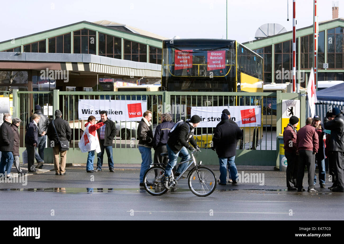 Bvg bus depot hi-res stock photography and images - Alamy