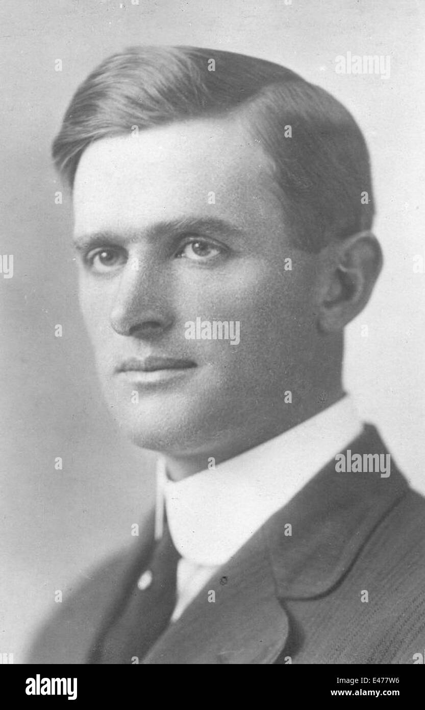 This photograph captures Lincoln J. Beachey, an influential aviator in ...