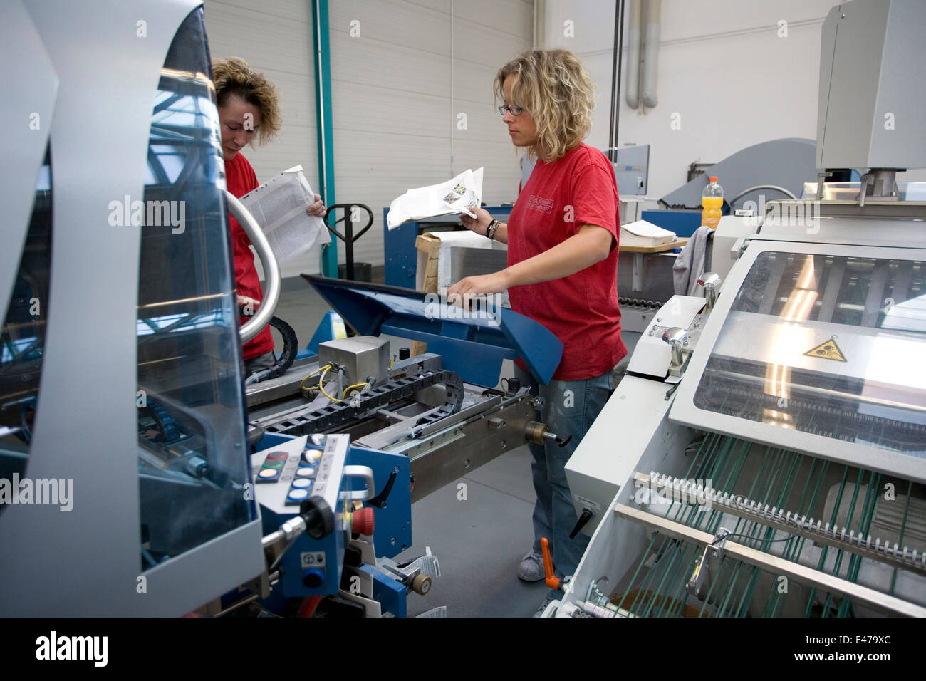 Bookbinding machine hi-res stock photography and images - Alamy