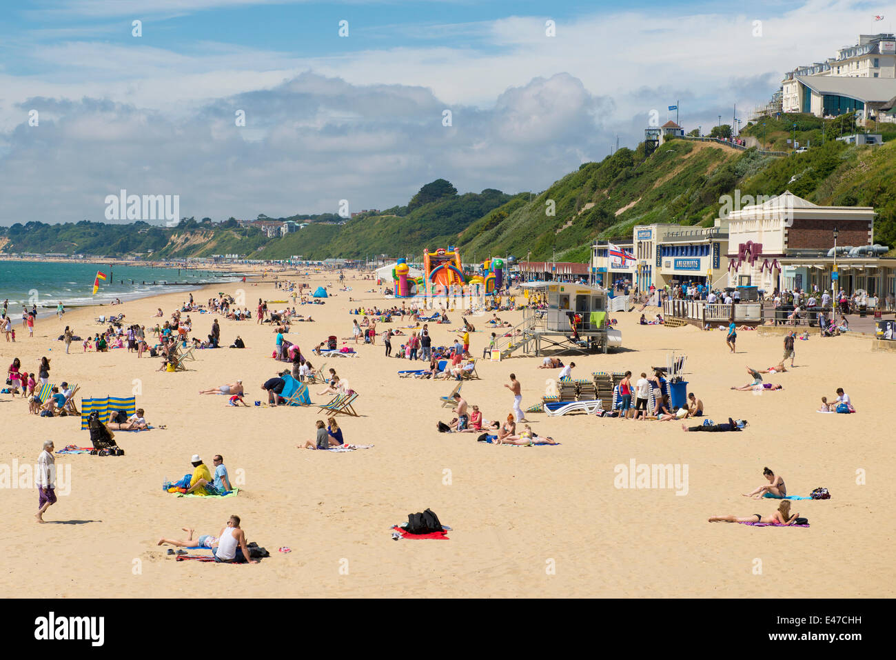 Female Beach Goers High Resolution Stock Photography and Images - Alamy