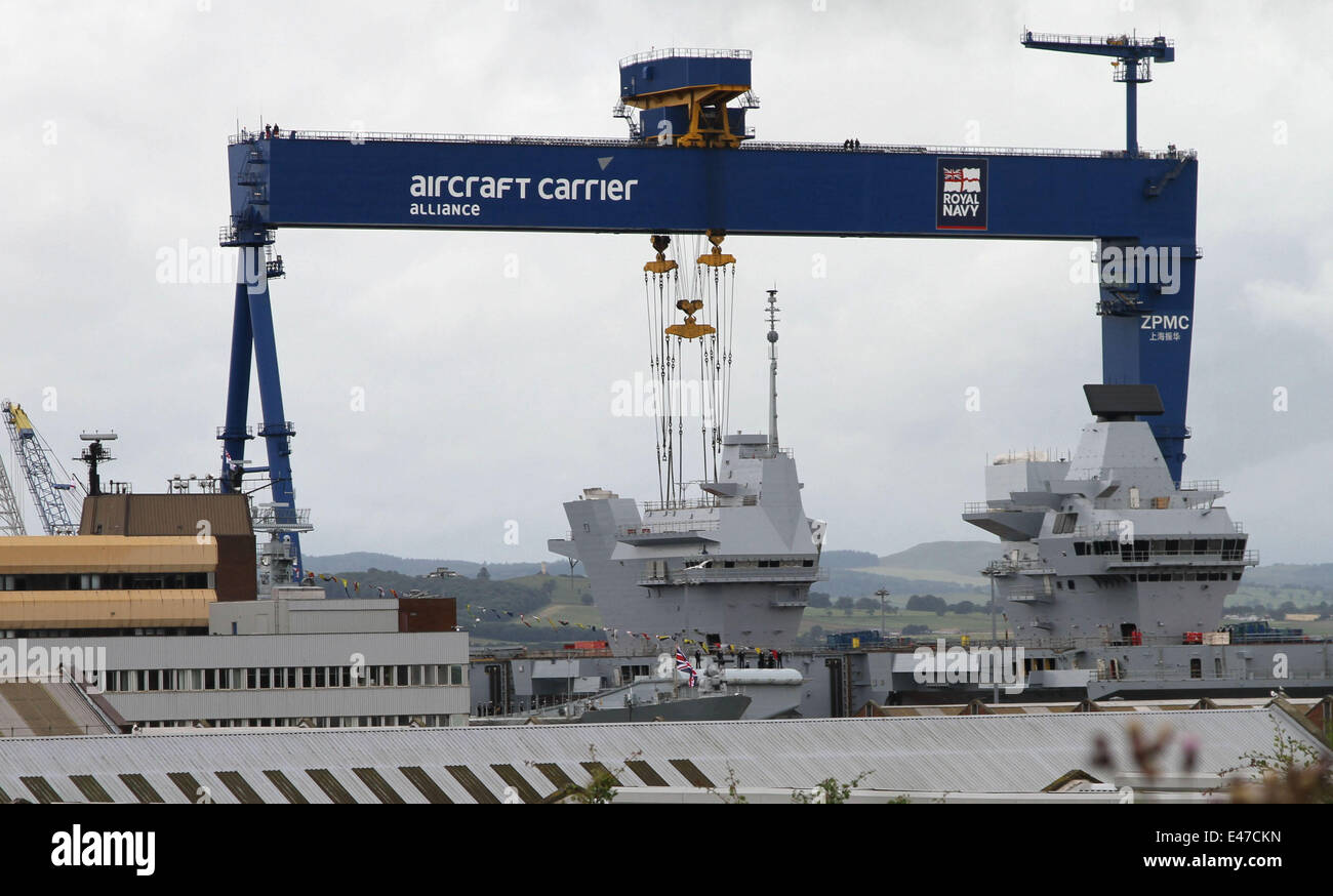Rosyth. 4th July, 2014. Photo taken on July 4, 2014 shows the Royal ...