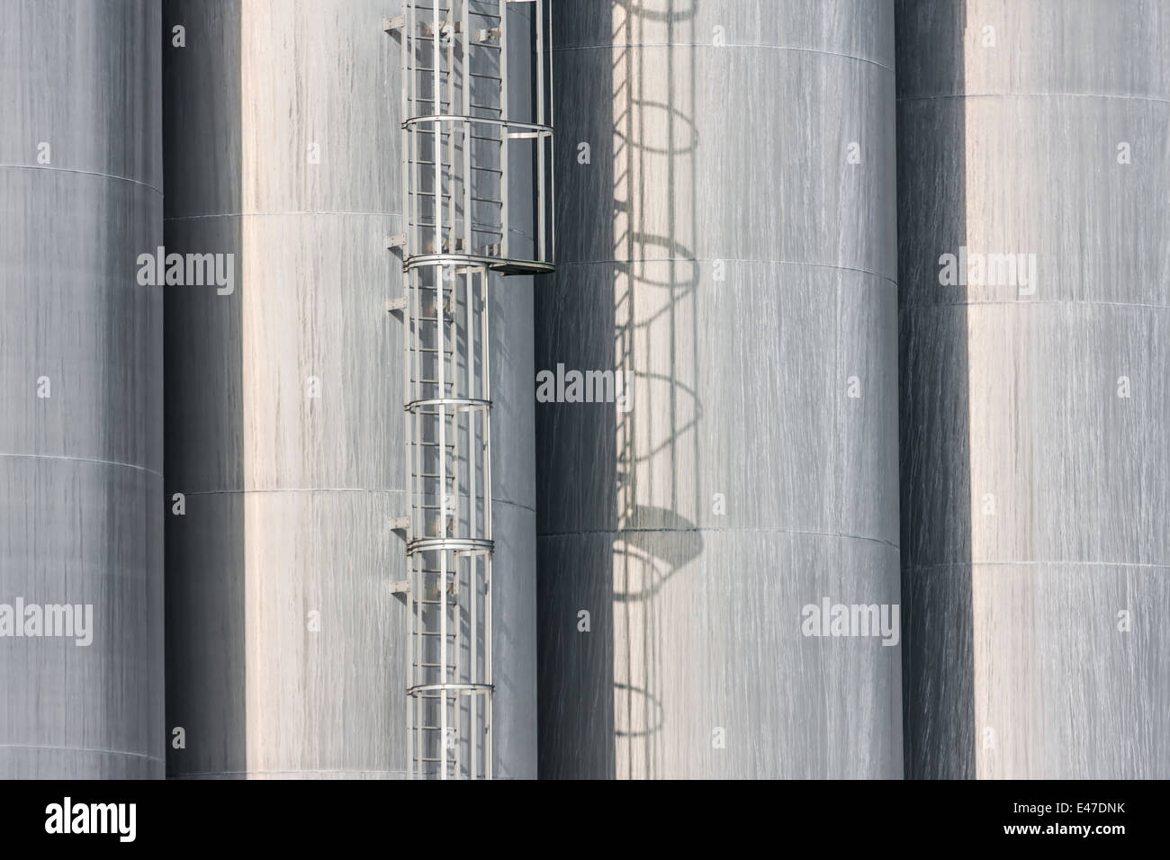 Big silos hi-res stock photography and images - Alamy