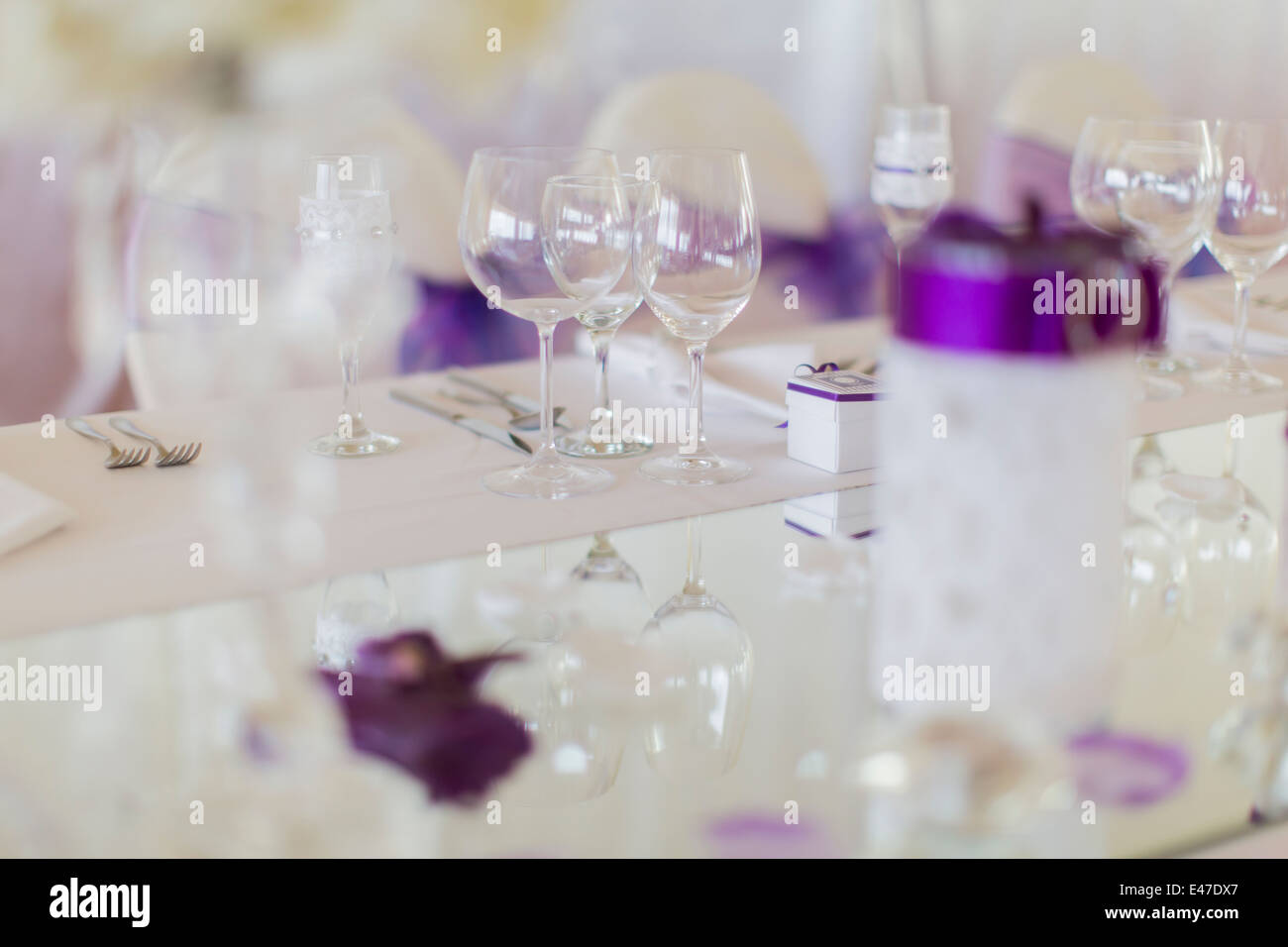 Indoor flower decoration hi-res stock photography and images - Alamy