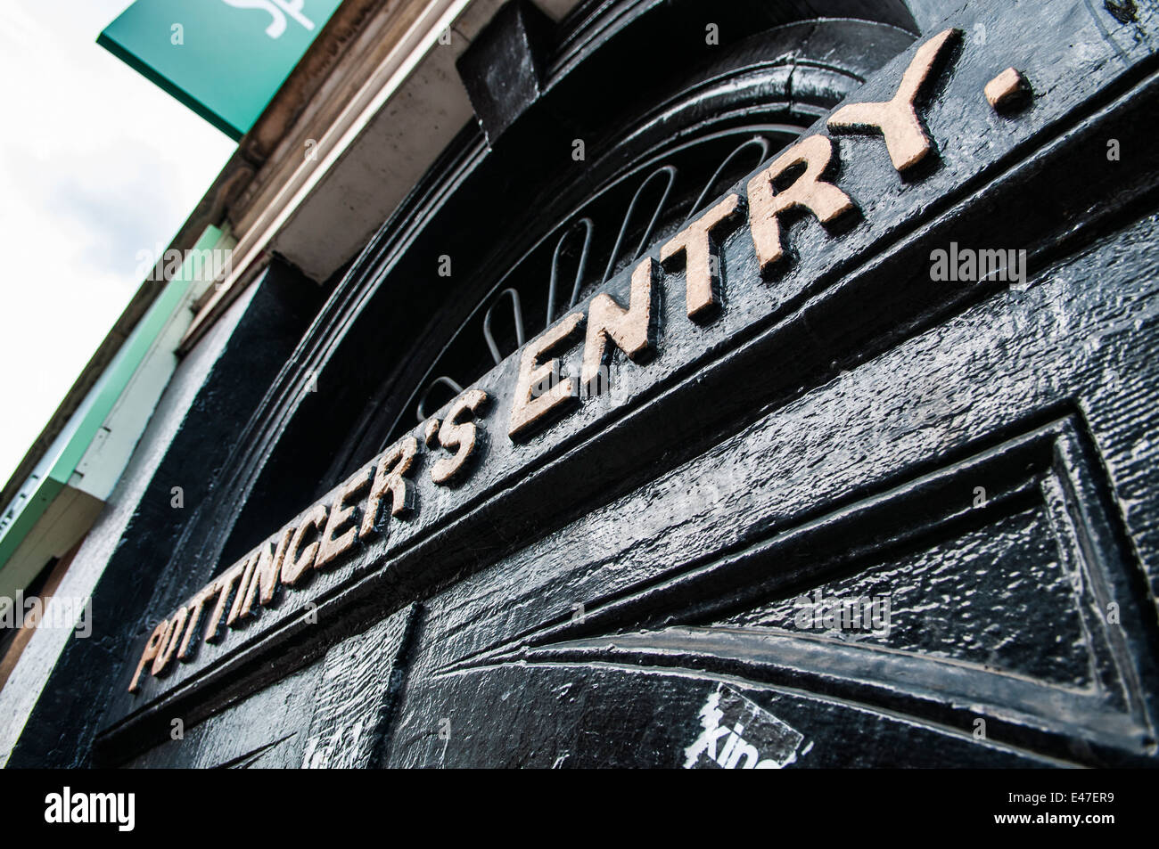 Pottenger's Entry, Belfast Stock Photo - Alamy