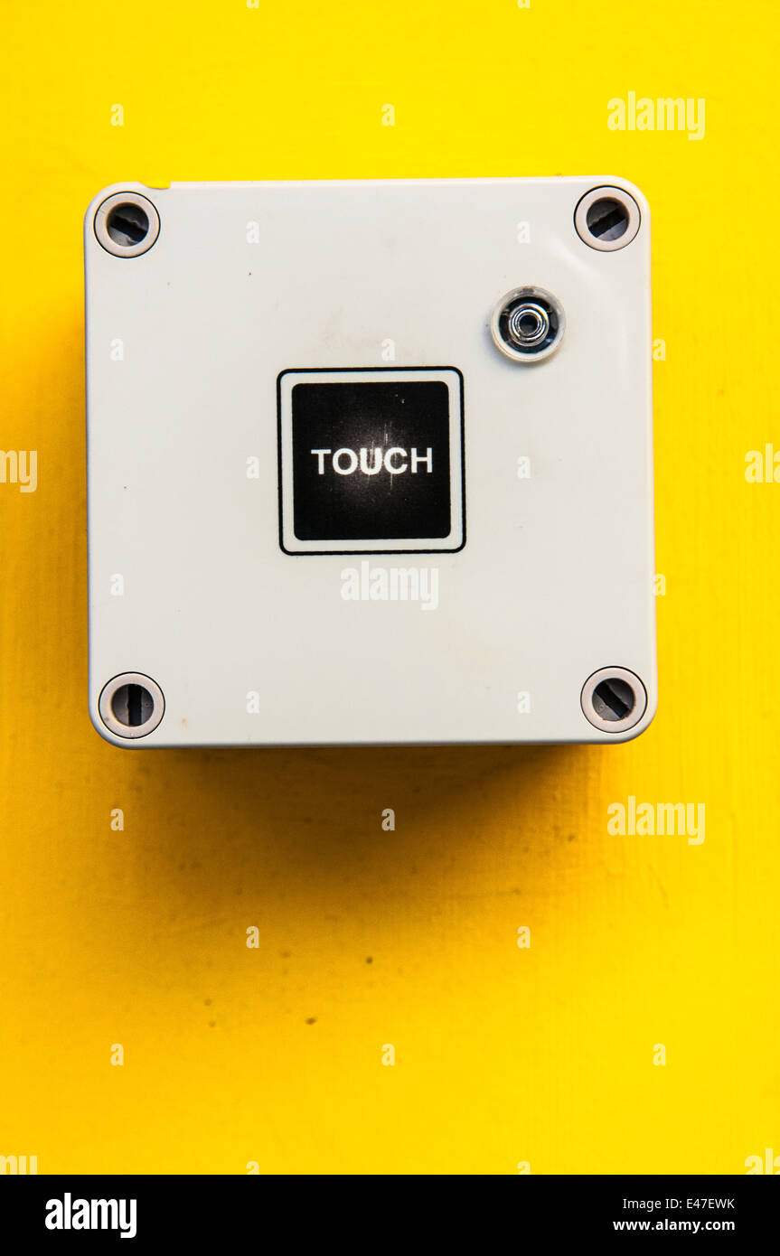 Electric switch hi-res stock photography and images - Alamy
