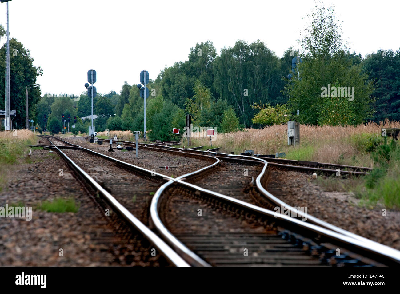Railway light signals hi-res stock photography and images - Alamy