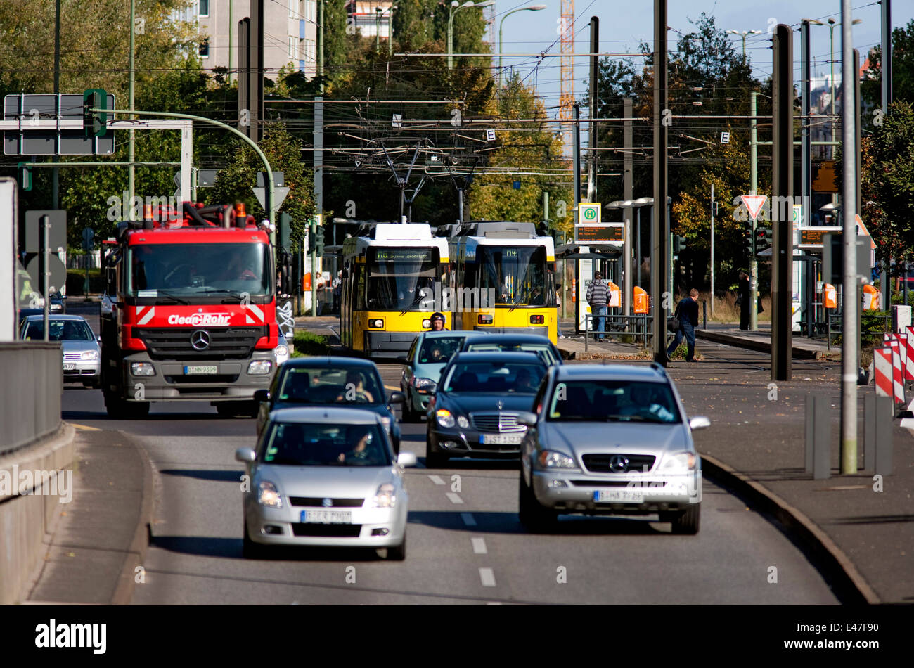 Short road transport hi-res stock photography and images - Alamy