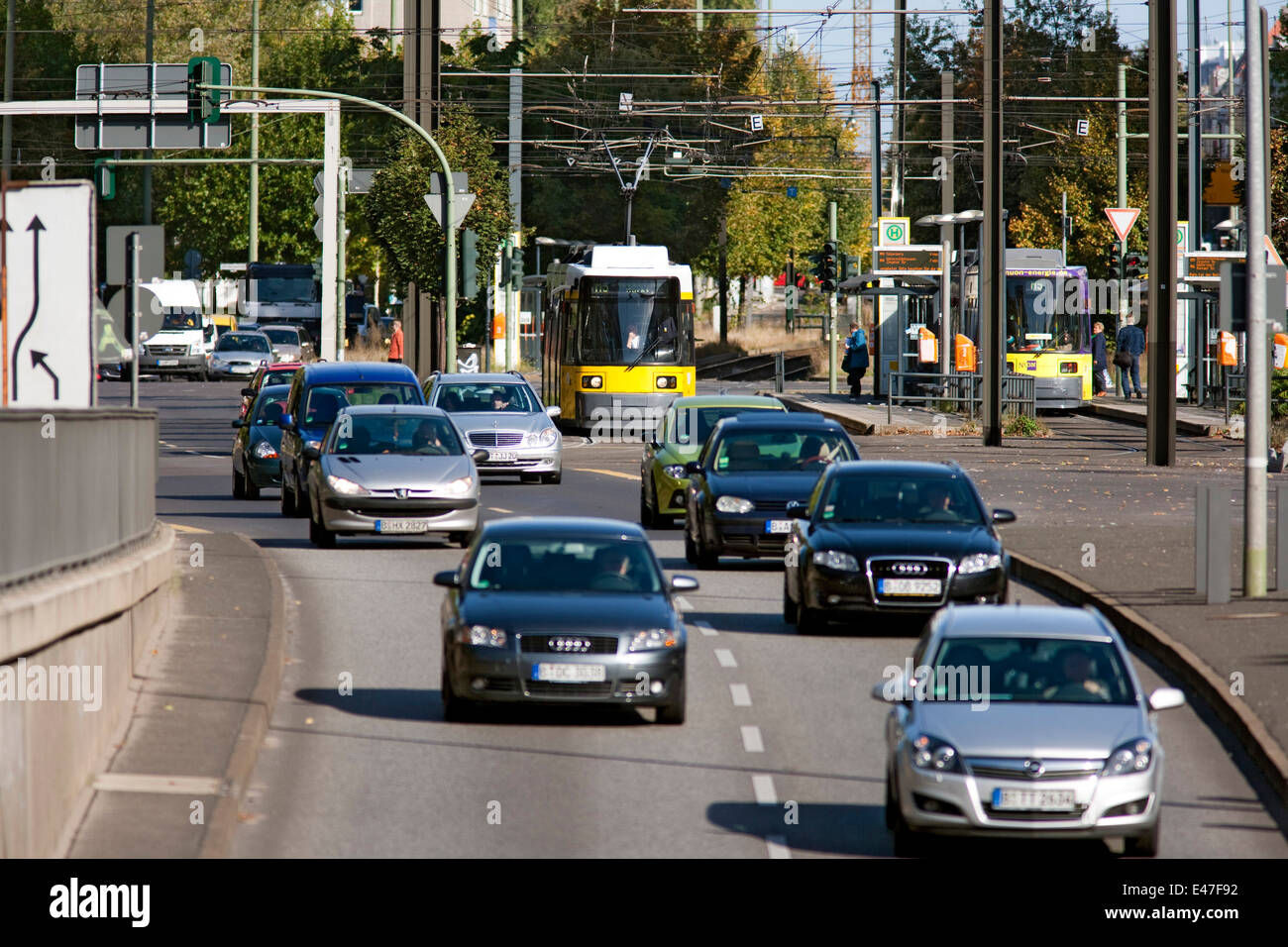 Short road transport hi-res stock photography and images - Alamy