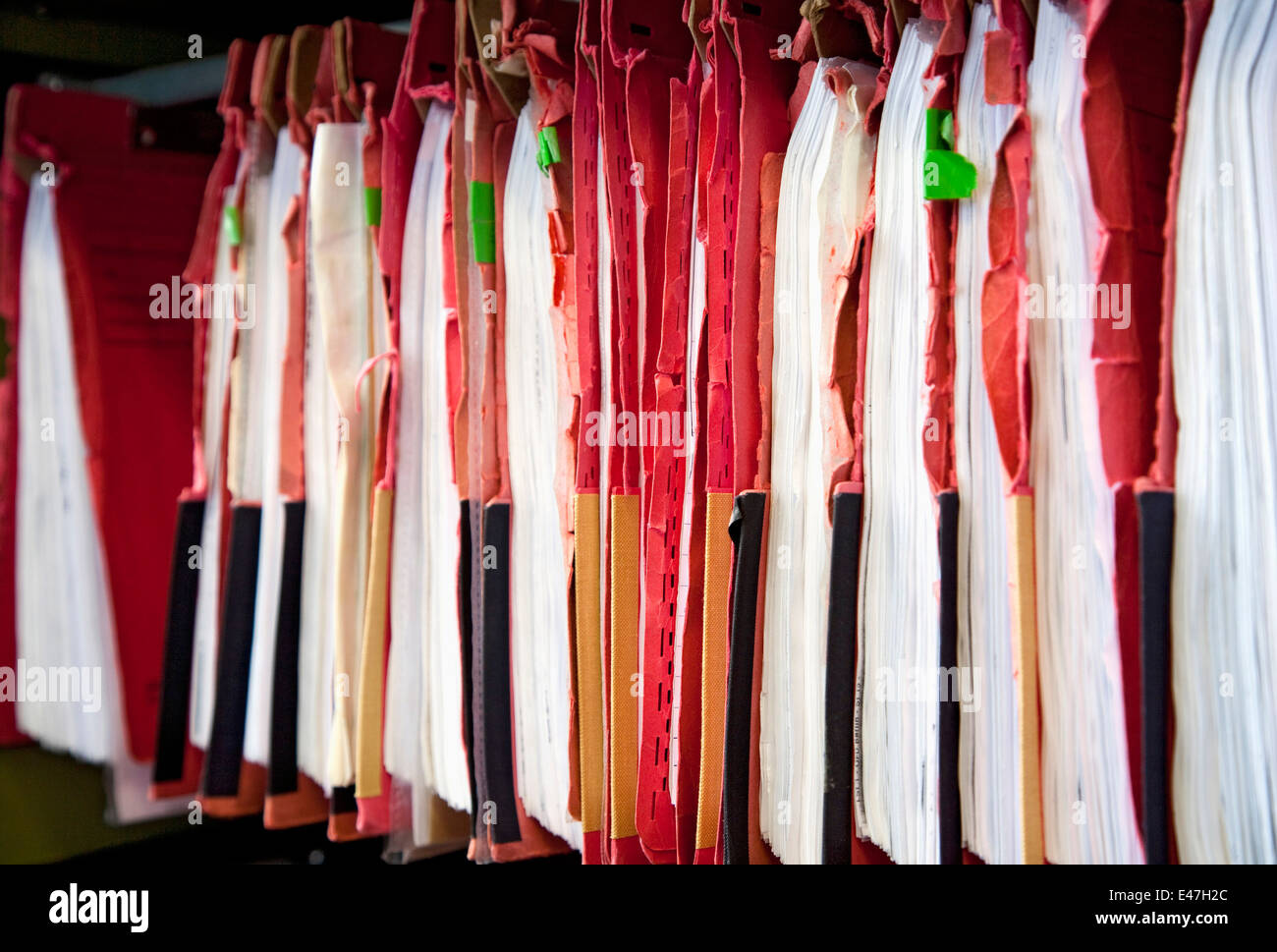 Return files hi-res stock photography and images - Alamy