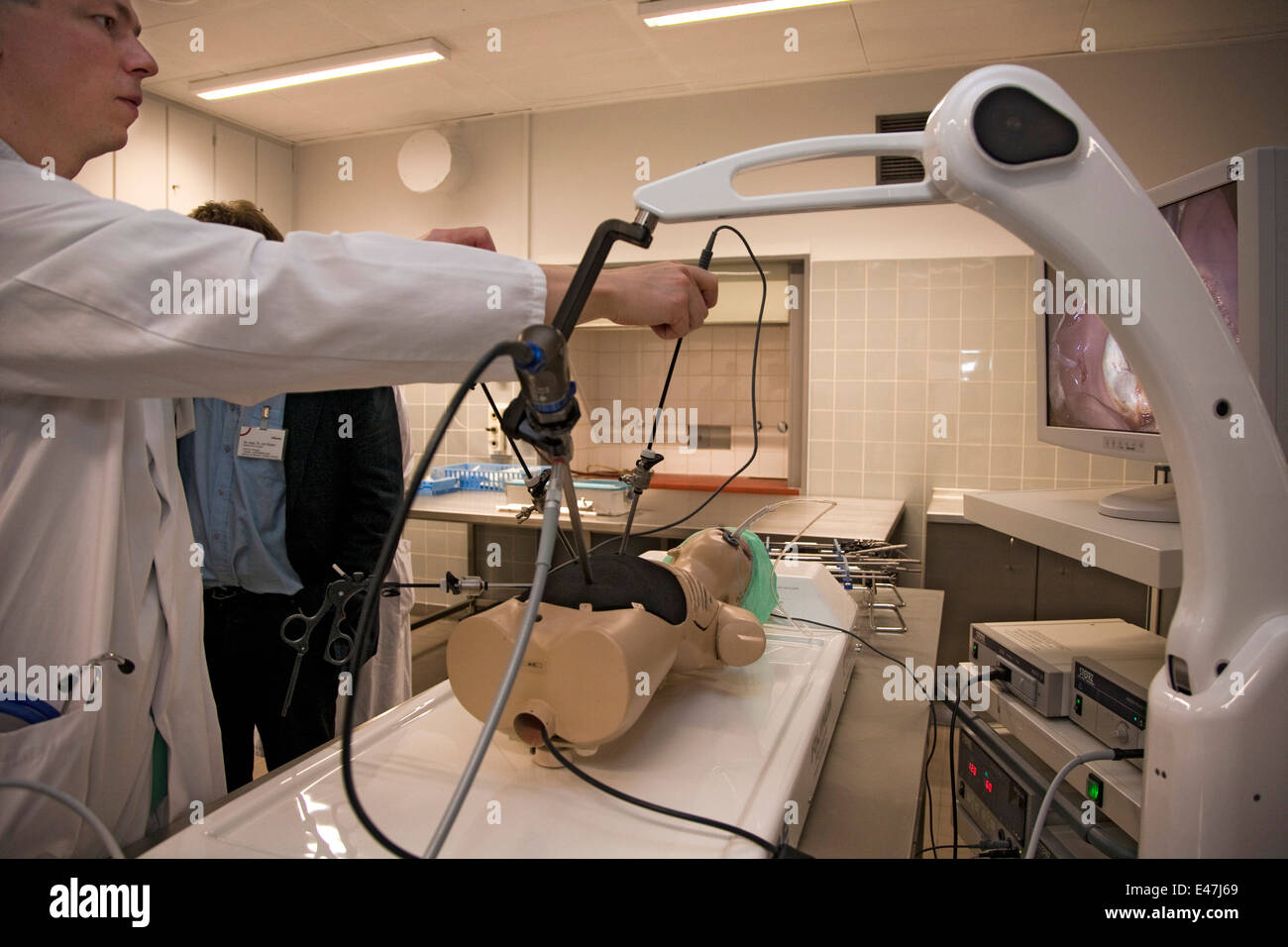 Endoscopic surgery hi-res stock photography and images - Alamy