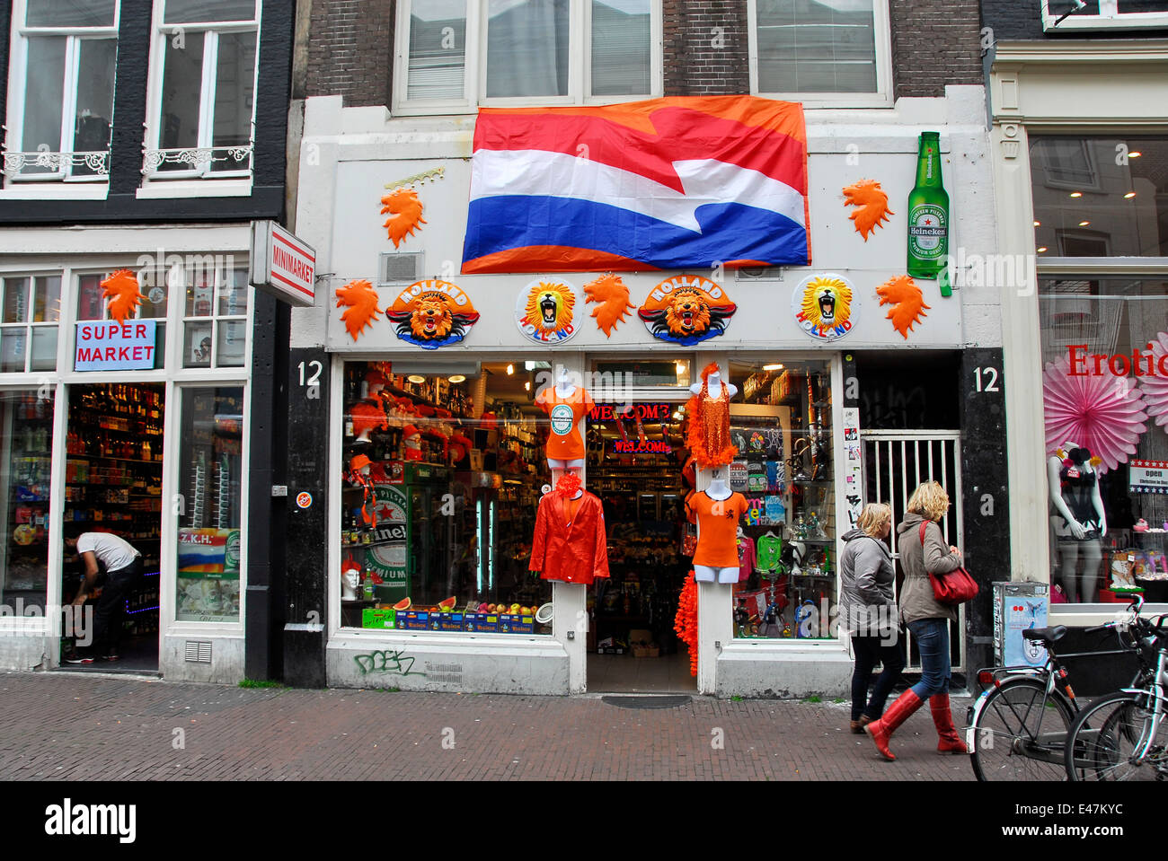 Canal items hi-res stock photography and images - Alamy