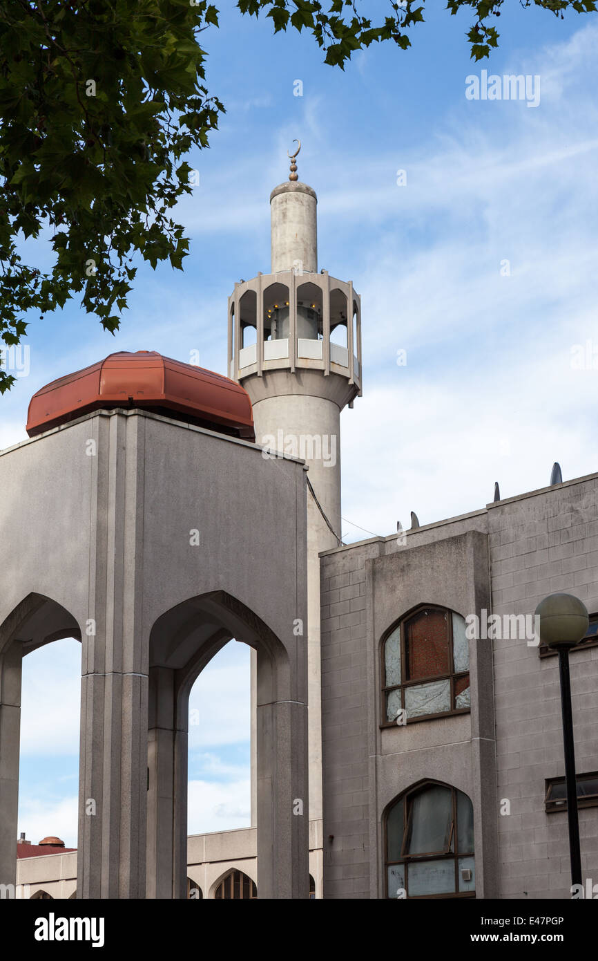Regents park mosque hi-res stock photography and images - Alamy