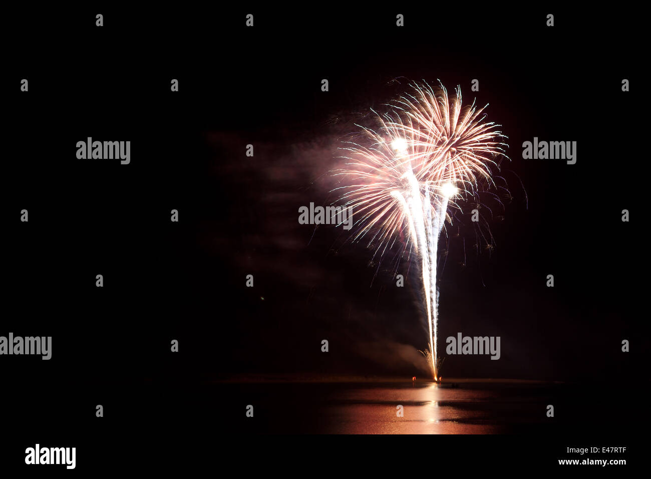 4th of July fireworks over the water at Lincoln City, Oregon Stock ...