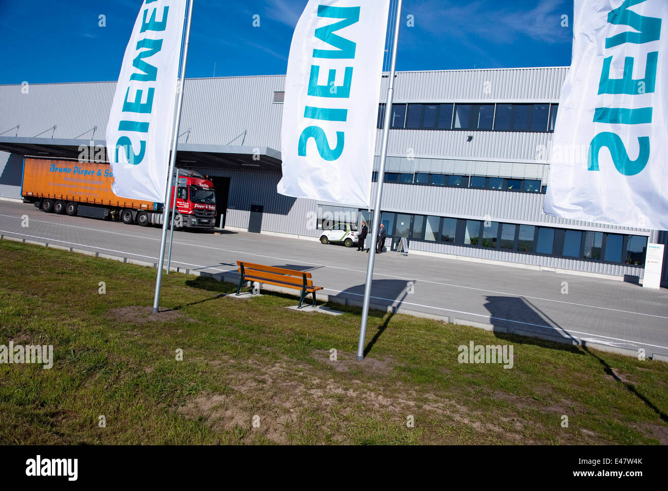 Siemens Energy Service Stock Photo - Alamy