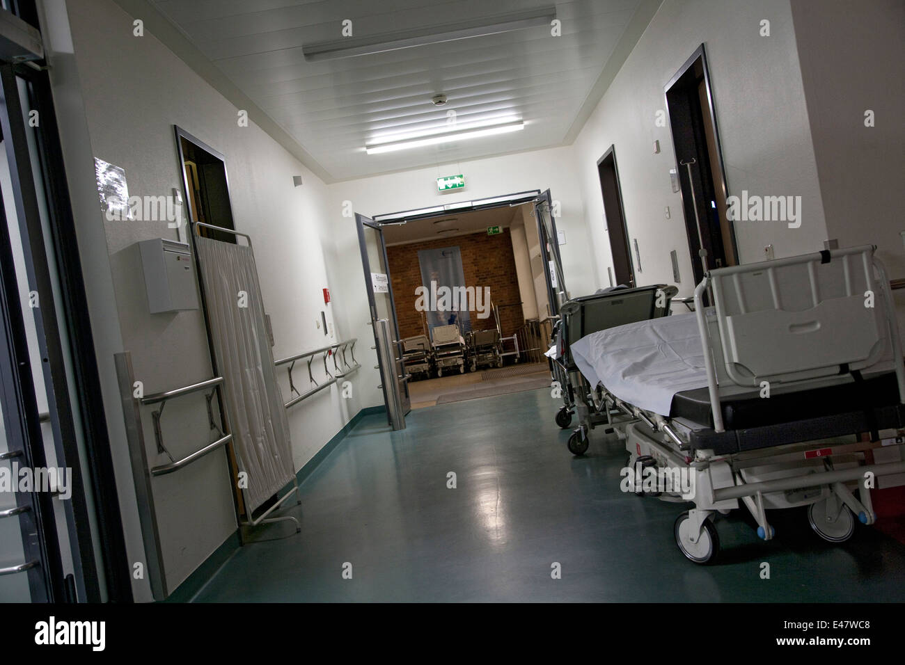 Emergency department emergency hi-res stock photography and images - Alamy
