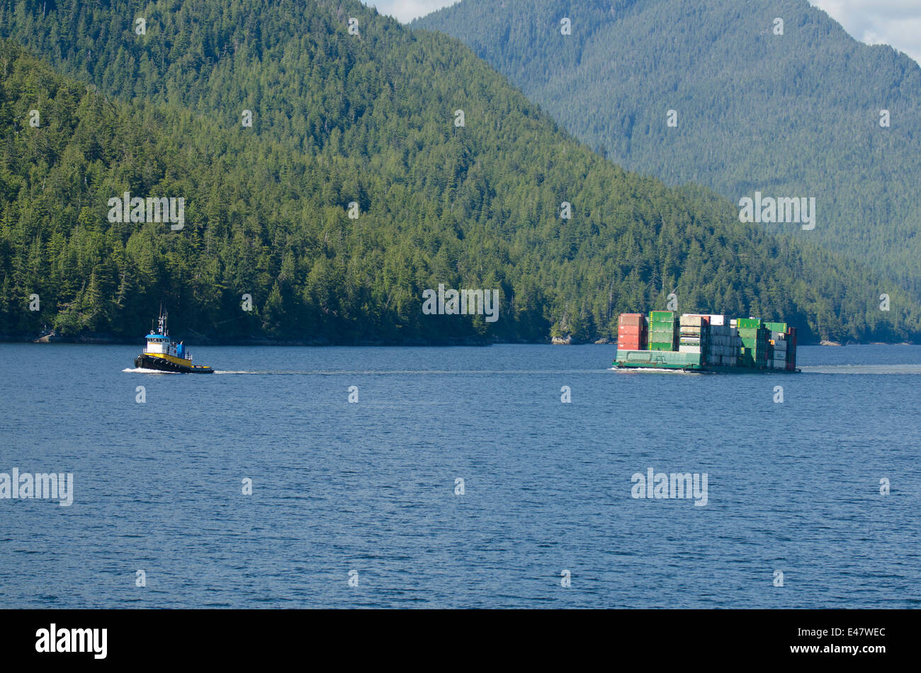 Inside ship container hi-res stock photography and images - Alamy