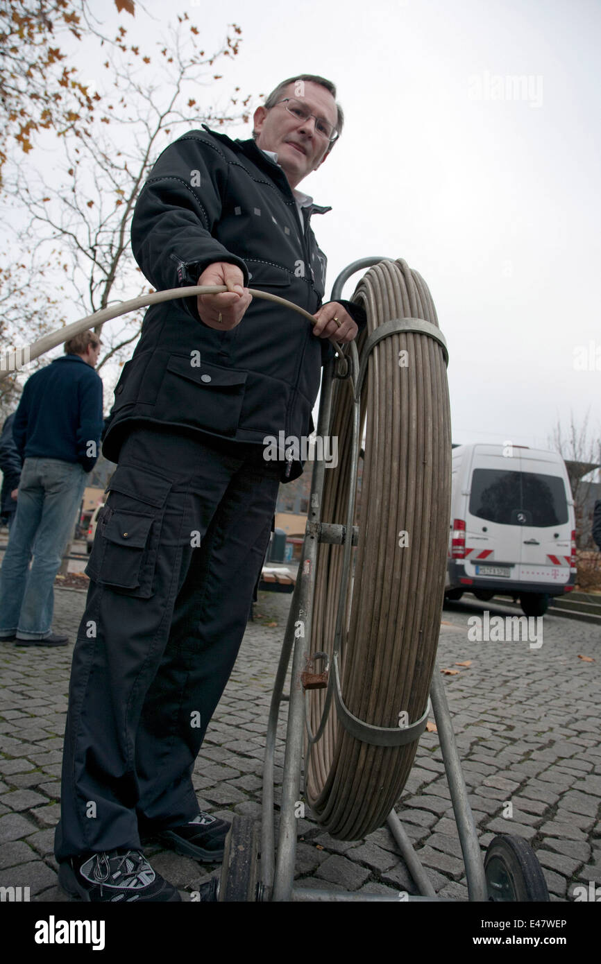 Fiber optic expansion hi-res stock photography and images - Alamy