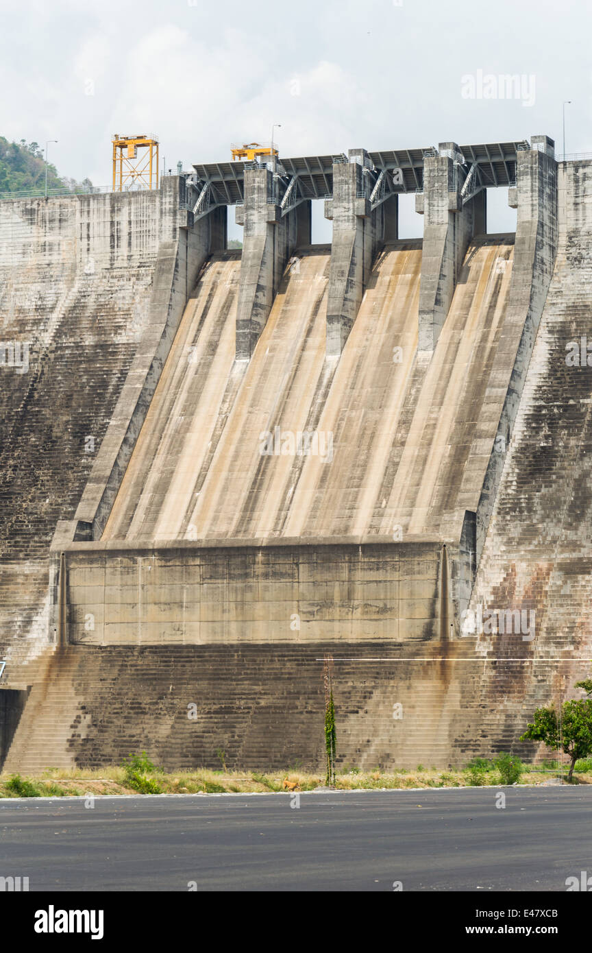 Khundanprakanchon dam, Nakhon Nayok, Thailand - Stock Image Stock Photo ...