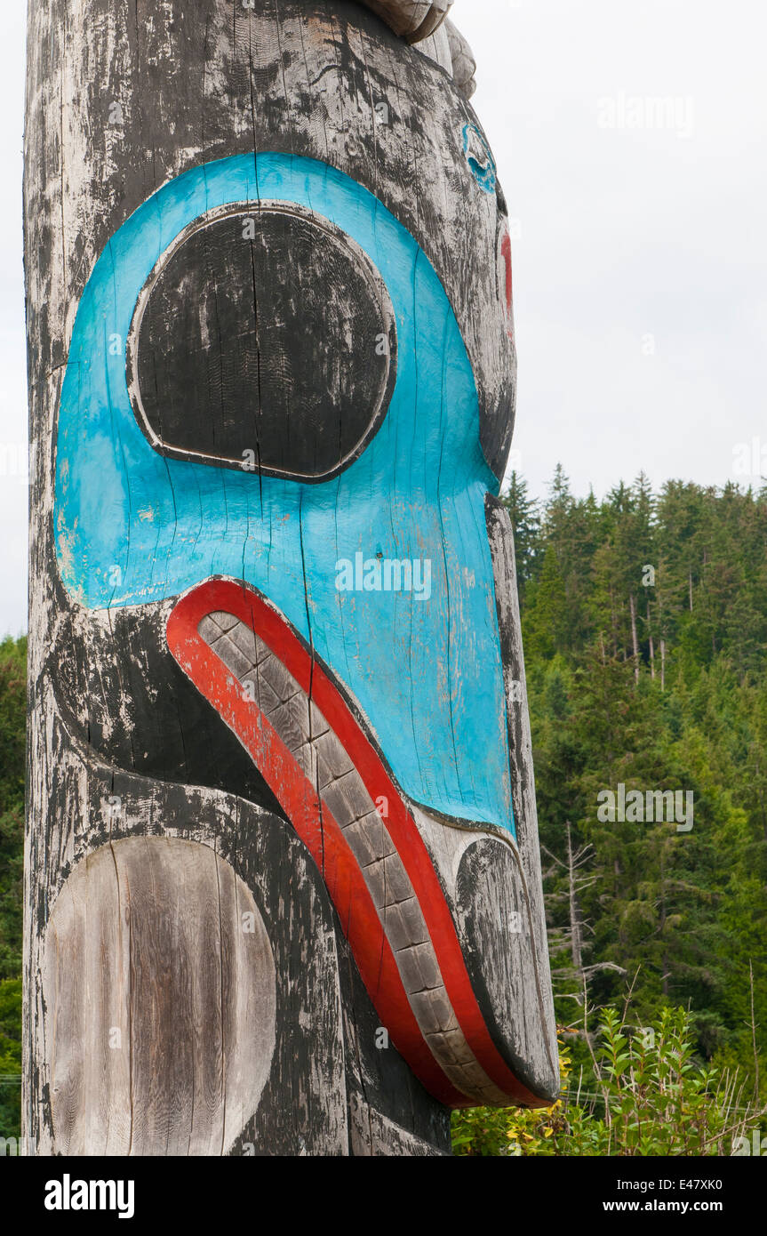 Totem poles haida gwaii hi-res stock photography and images - Alamy
