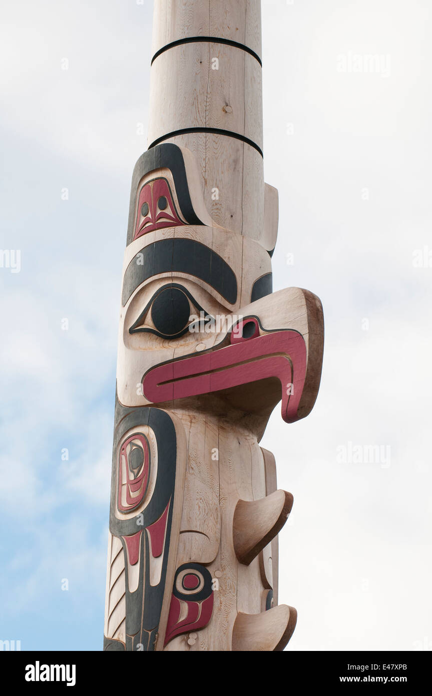 Totem story pole Haida Heritage Centre Museum, Kaay Llnagaay, Haida ...