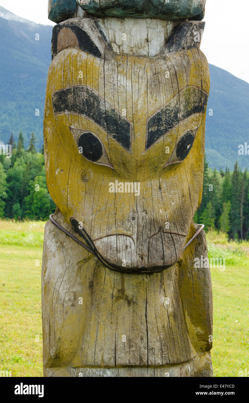 Carved first nation native wooden totem story pole artwork, Gitanyow ...