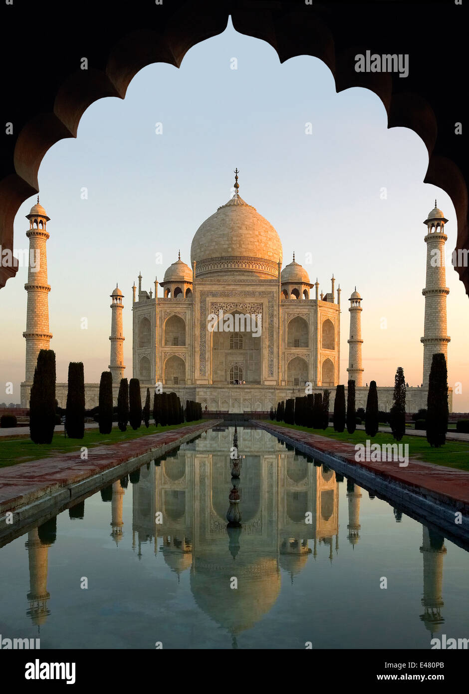 Taj mahal india hi-res stock photography and images - Alamy