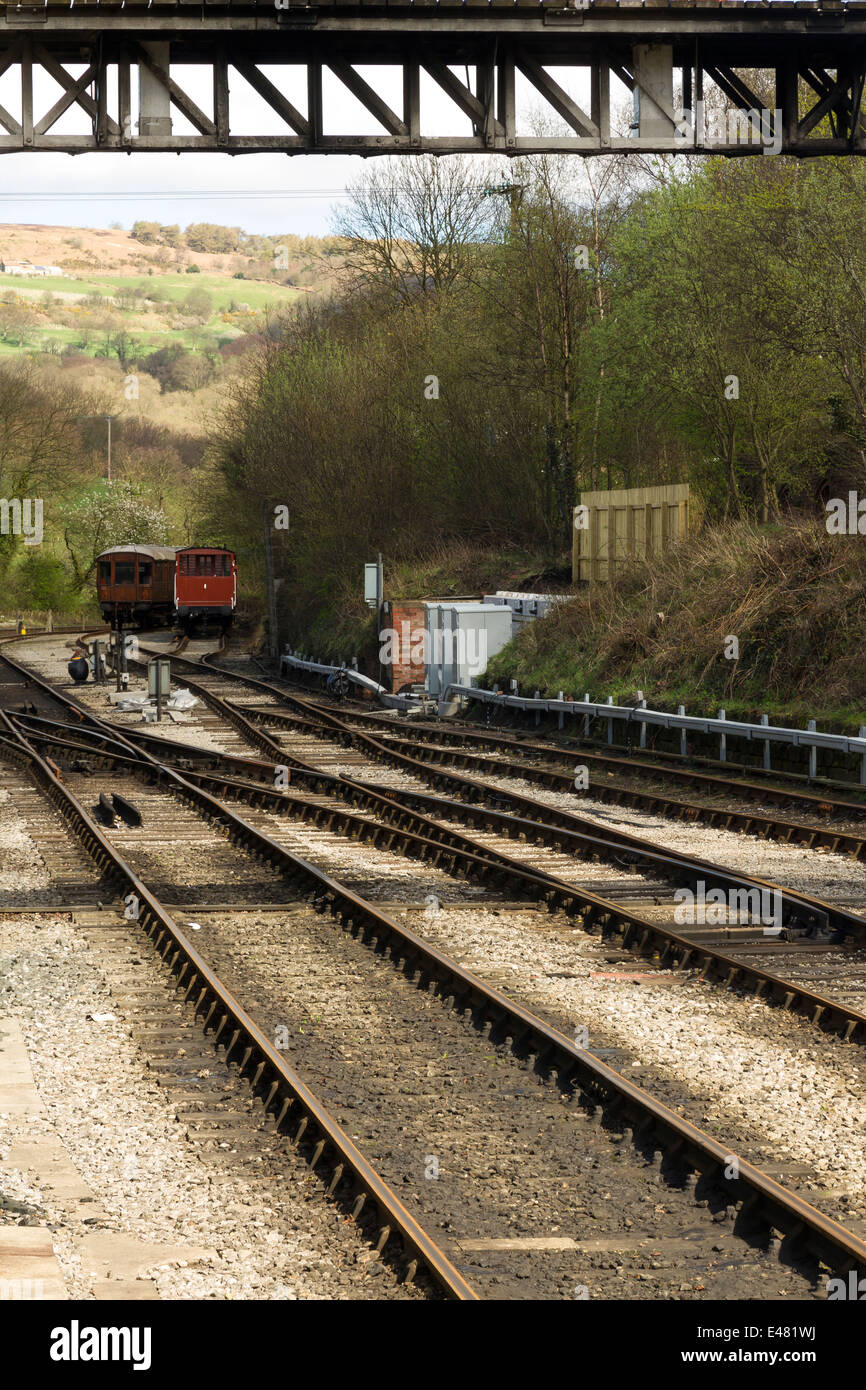 Scarborough rail station hi-res stock photography and images - Alamy