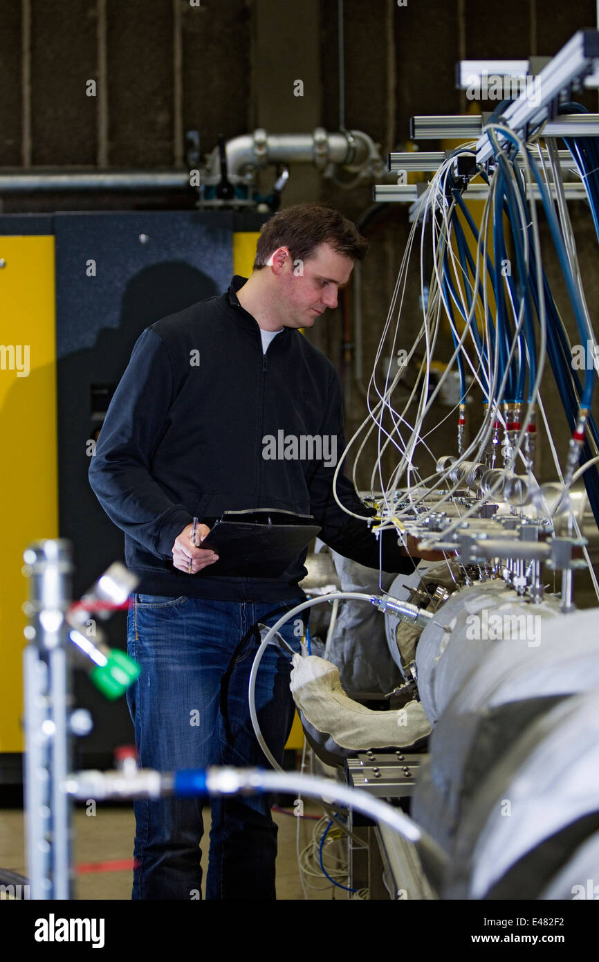 Aircraft engine test stand tu hi-res stock photography and images - Alamy