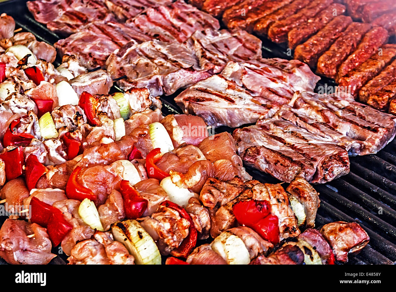 Romanian picnic hi-res stock photography and images - Alamy