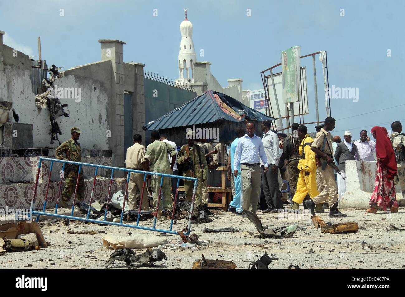 A parliament security guard hi-res stock photography and images - Alamy