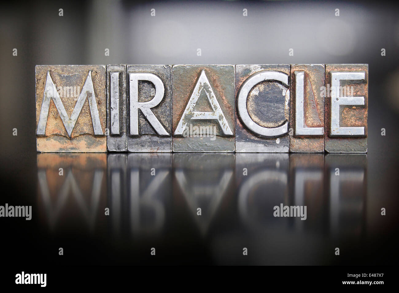 The word MIRACLE written in vintage lead letterpress type Stock Photo ...