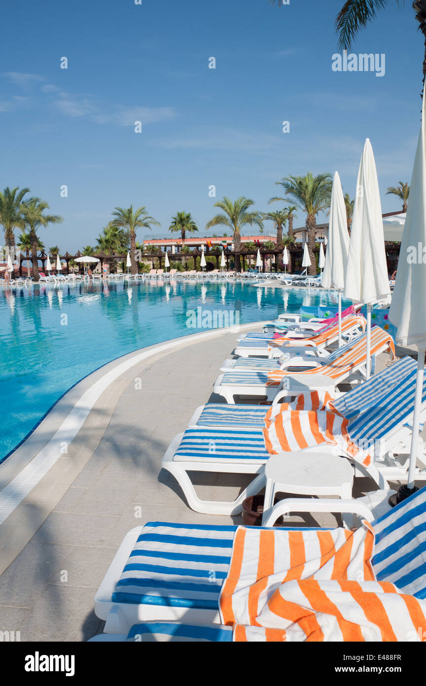 Shallow pool of water hi-res stock photography and images - Alamy