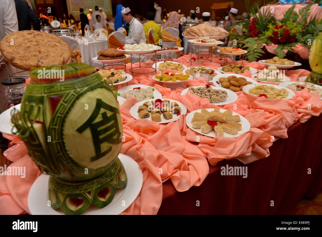 Try local cuisine hi-res stock photography and images - Alamy