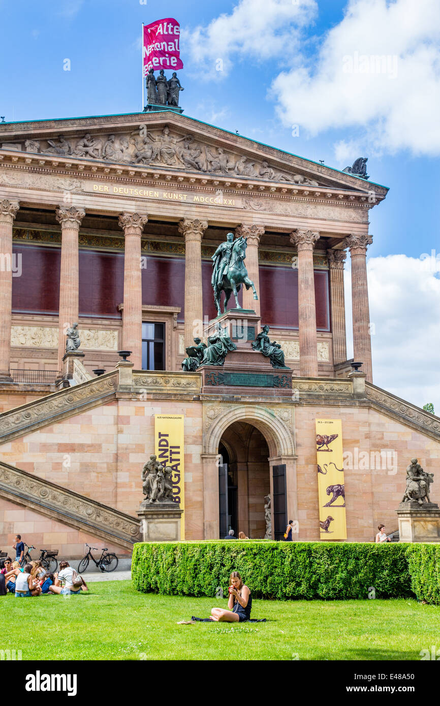 Alte national gallery berlin hi-res stock photography and images - Alamy