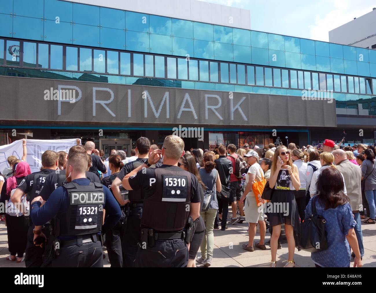 Berlin germany primark alexanderplatz hi-res stock photography and ...