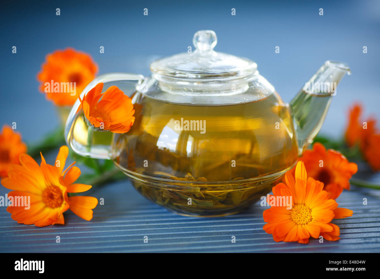 Calendula tea in a cup Stock Photo - Alamy