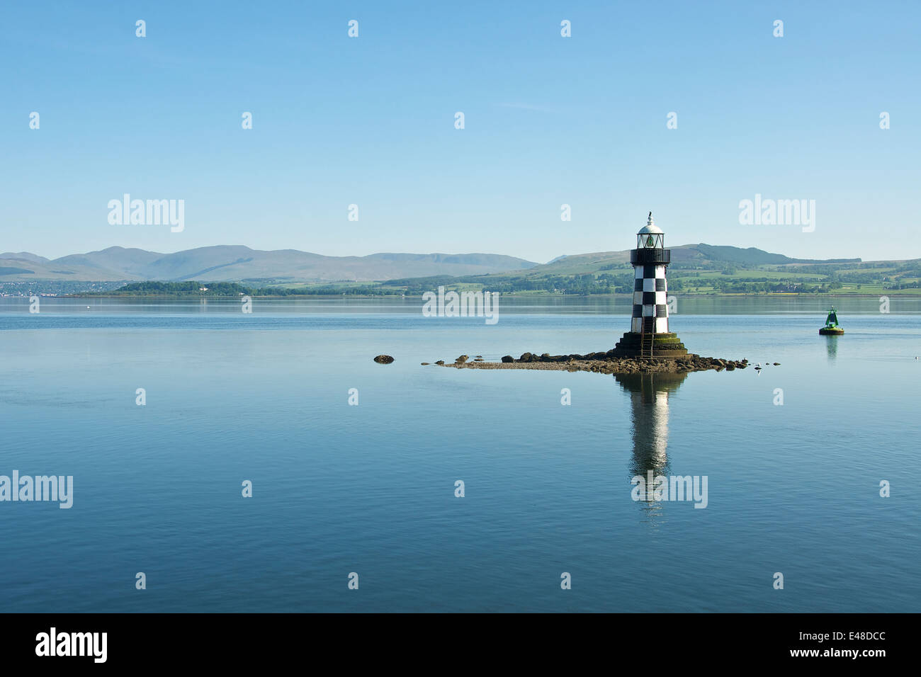 The view of the Perch at Port Glasgow in summer Stock Photo - Alamy
