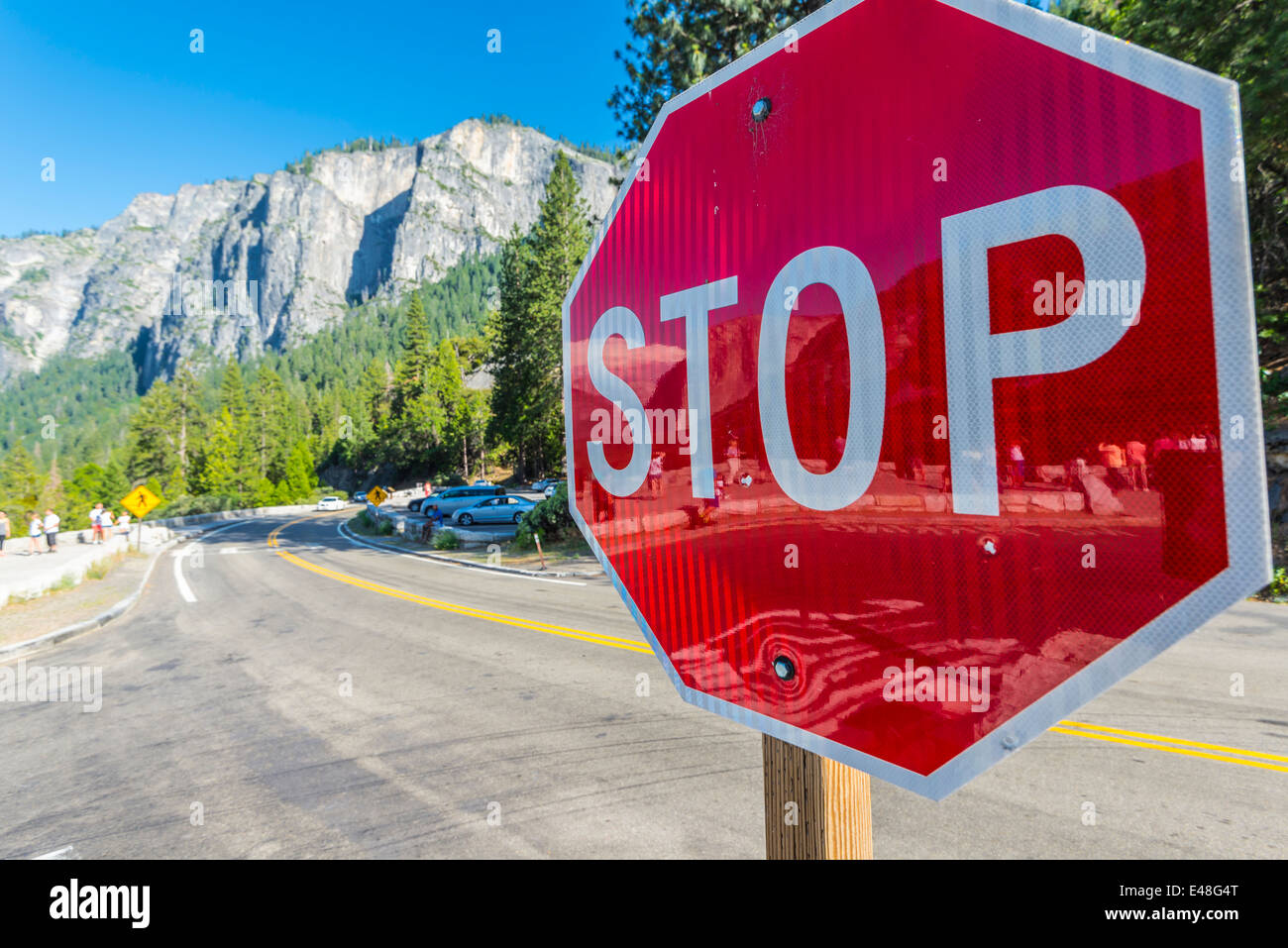 Stop sign next to the Tunnel View parking lot. Yosemite National Park ...