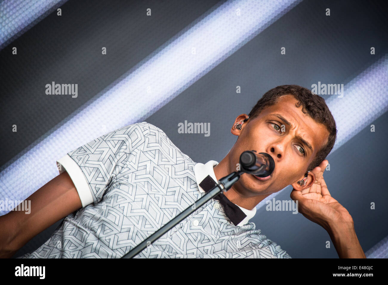 Stromae live music hi-res stock photography and images - Alamy