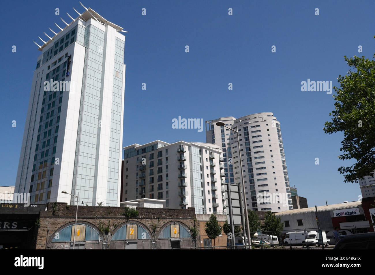 The Radisson Blu hotel and the Altolusso in Cardiff city centre skyline ...