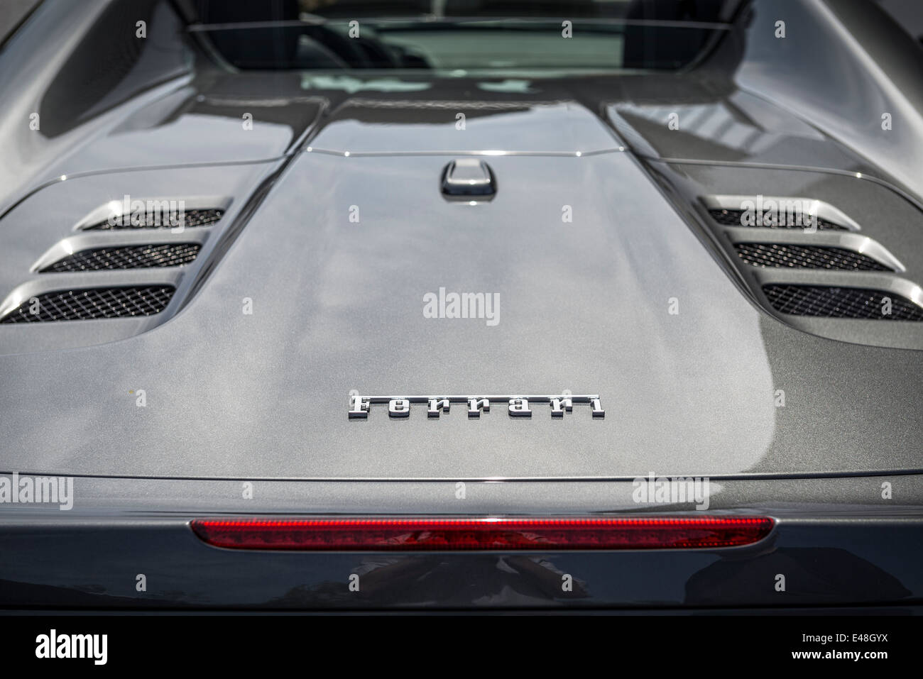 The exotic and beautiful Porsche Carrera GT supercar Stock Photo - Alamy