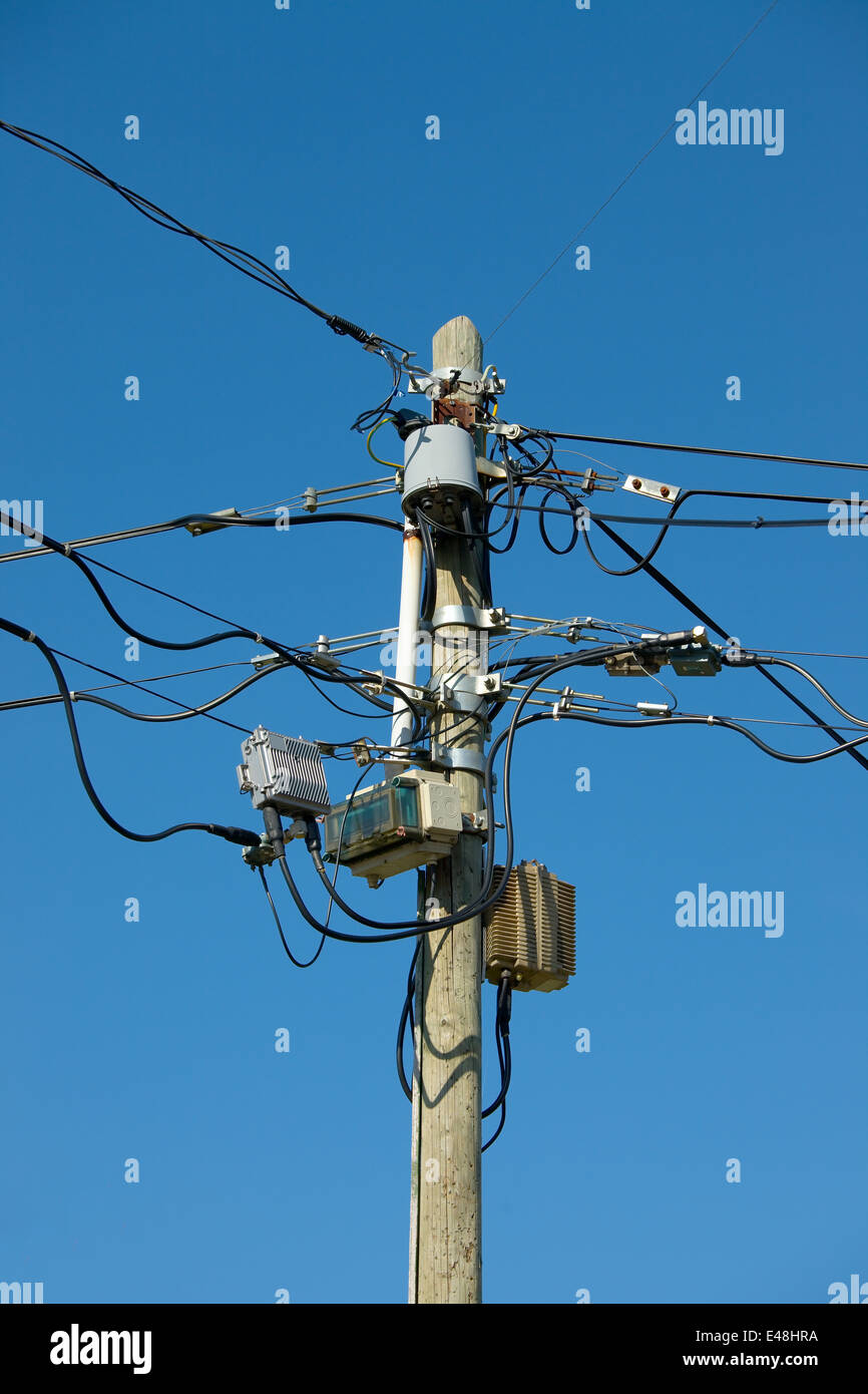Chaotic electric wires hi-res stock photography and images - Alamy