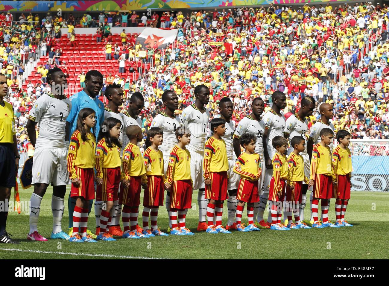 Brasilia, Brazil. 26th June, 2014. Ghana team group line-up Football ...