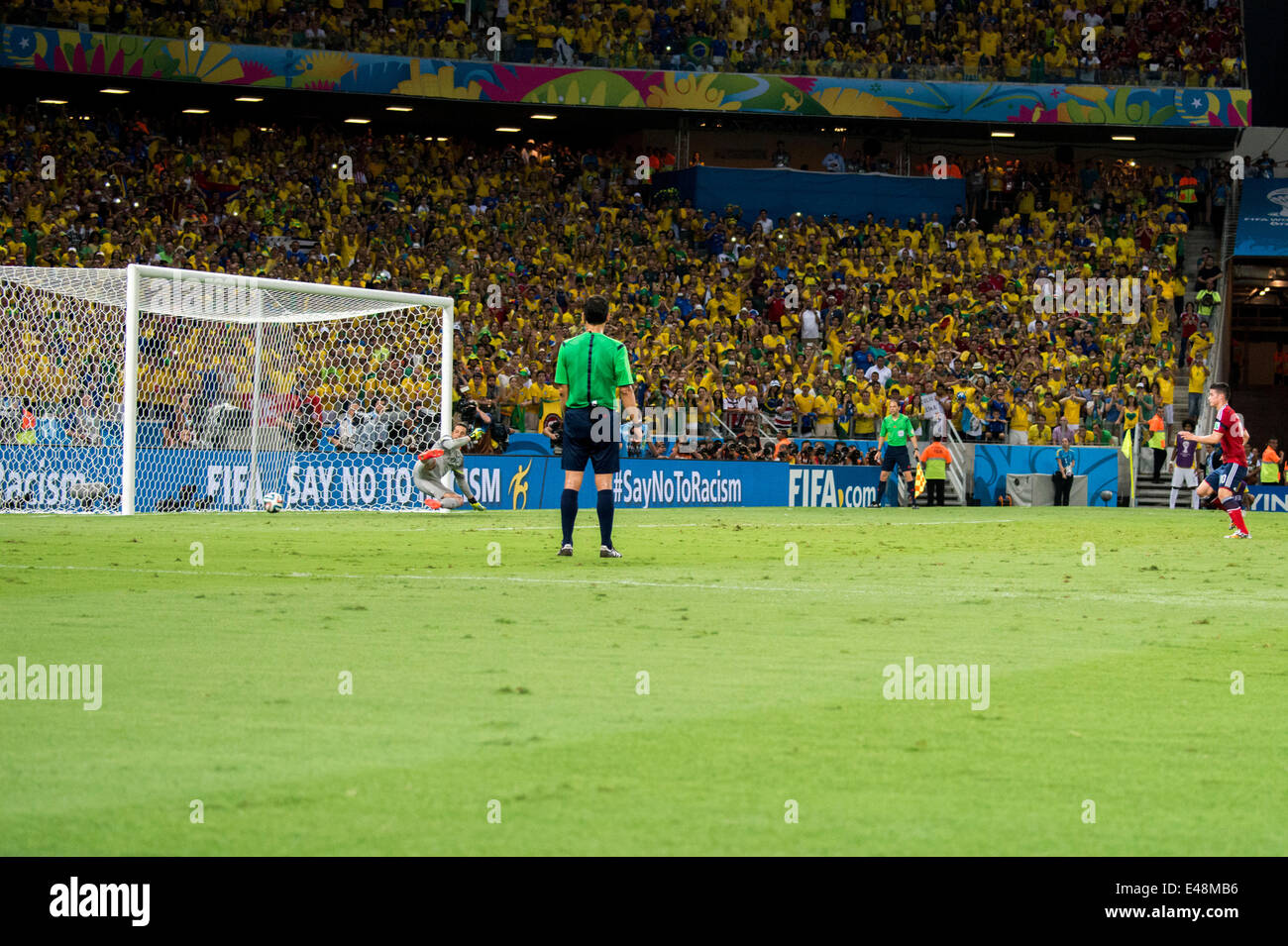 James rodriguez colombia brazil goal hi-res stock photography and ...