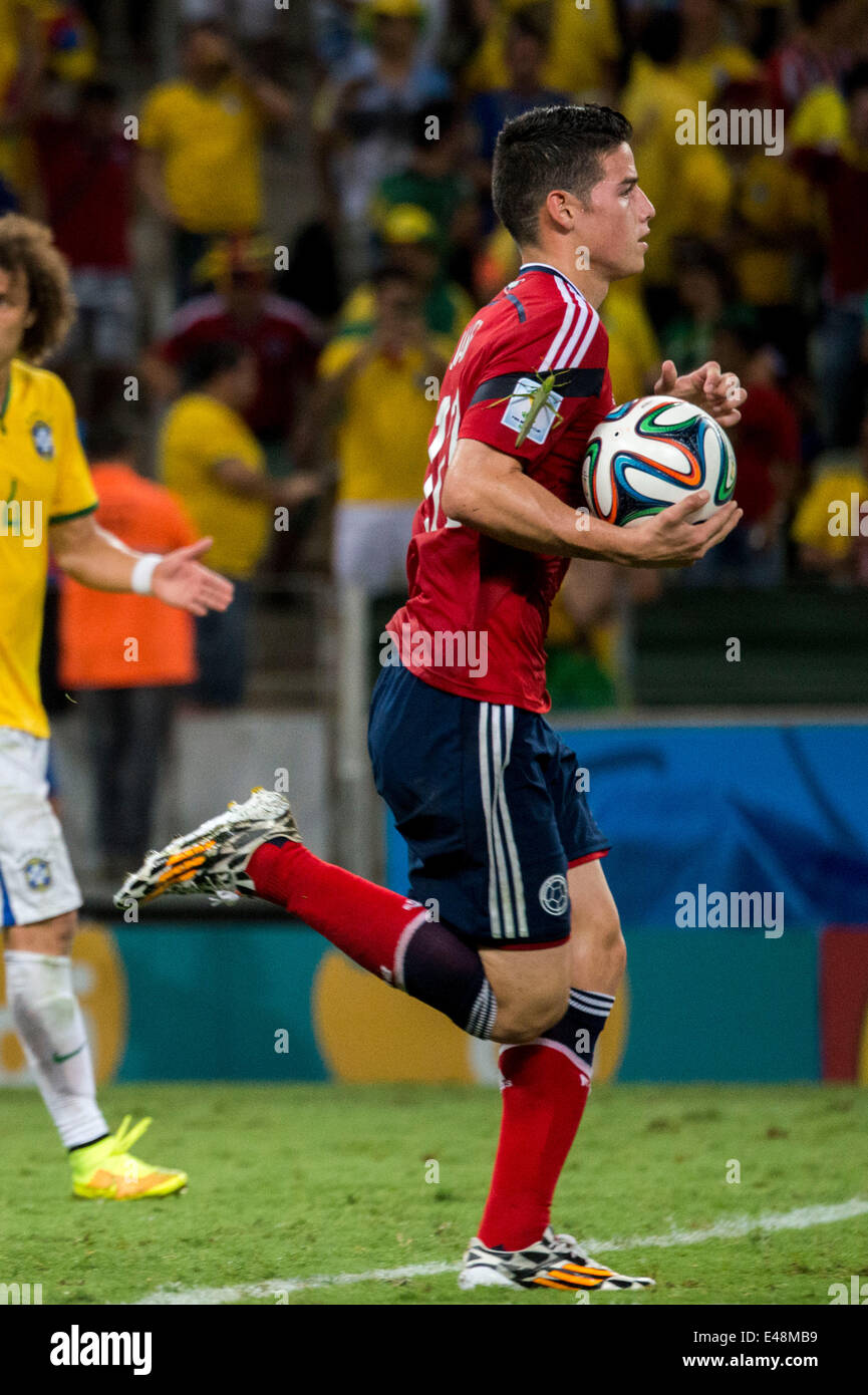 James rodriguez colombia brazil goal hi-res stock photography and ...