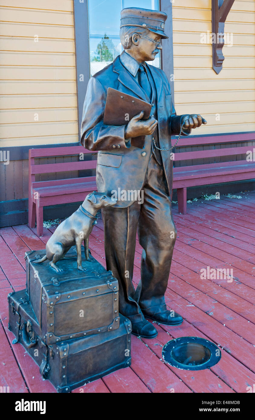 Washington, Dayton, Historic Train Depot built 1881, life-size ...