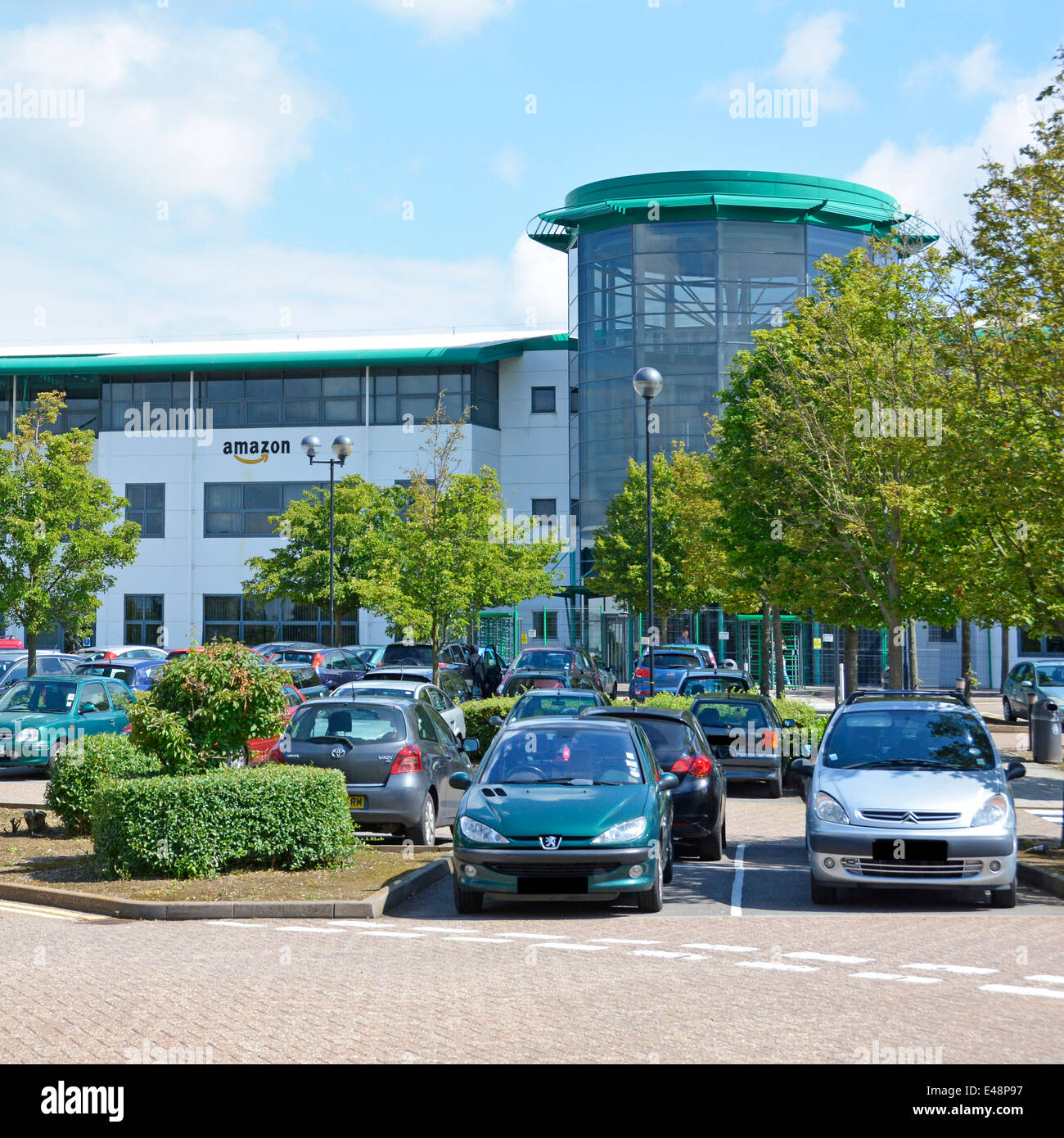 Amazon logo office building hi-res stock photography and images - Alamy