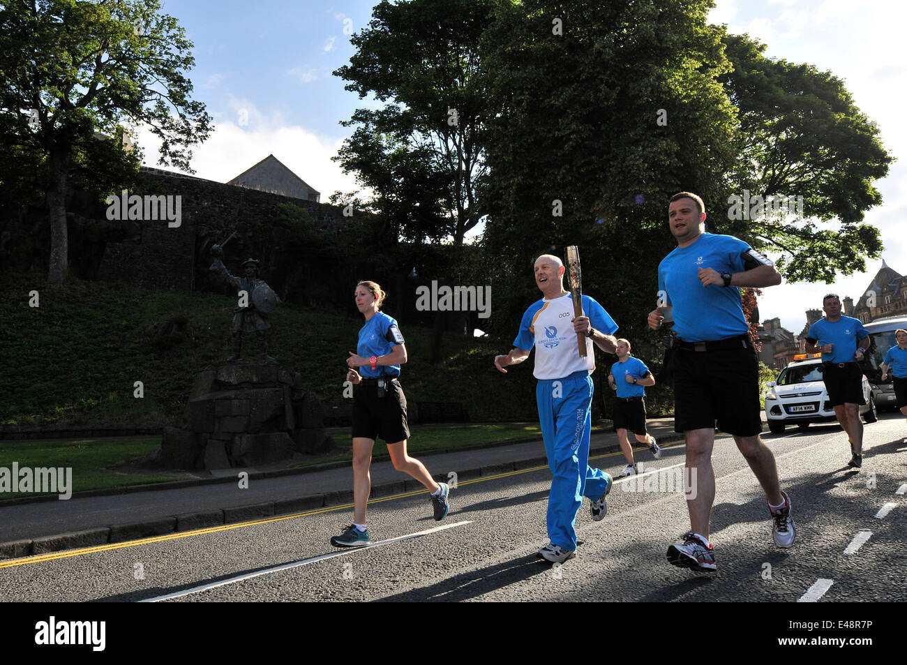 Commonwealth games baton bearer hi-res stock photography and images - Alamy