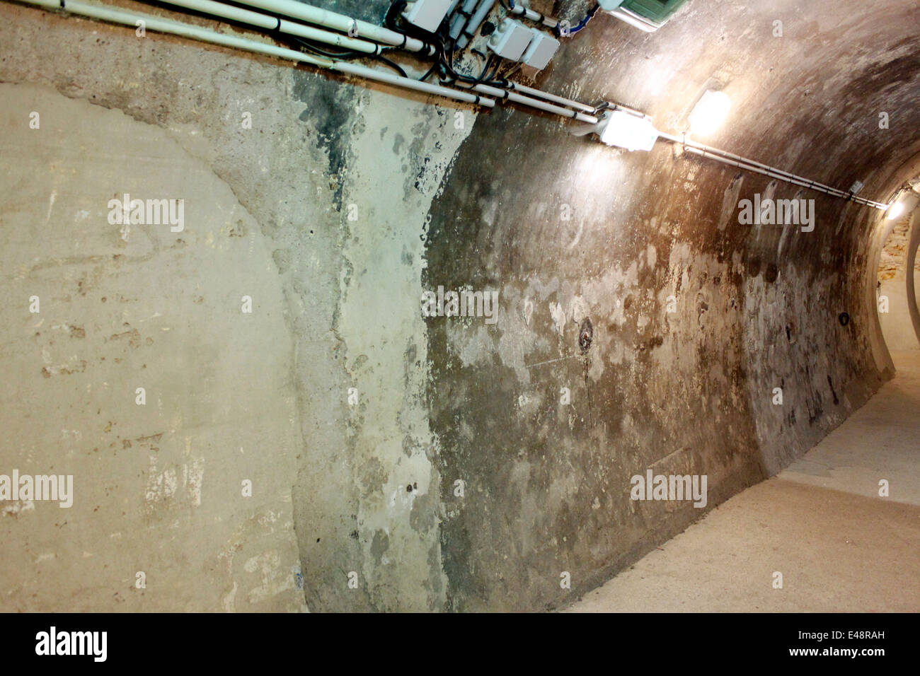 French sewers hi-res stock photography and images - Alamy