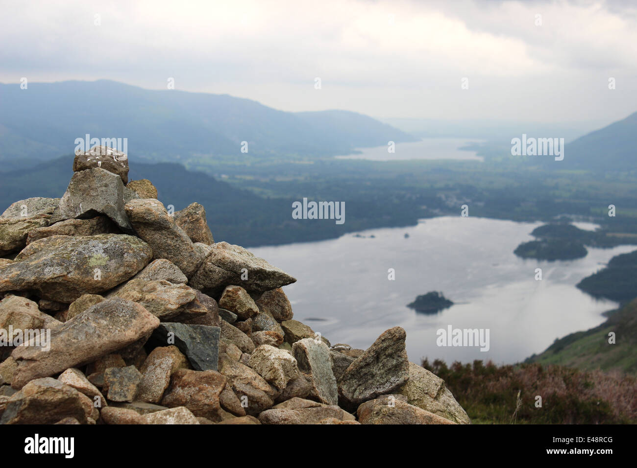 English hillside hi-res stock photography and images - Alamy